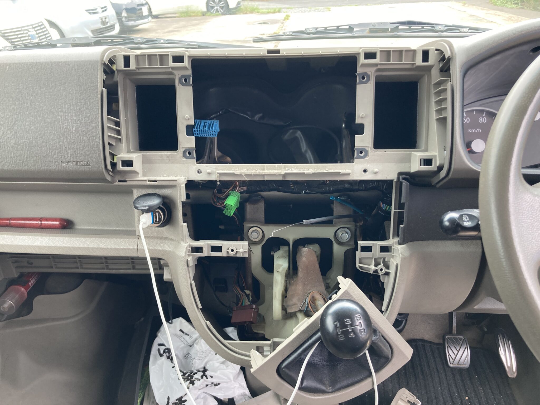 【DA64V】マニュアル車でシフトレバーが3速4速しか入らない原因と修理方法